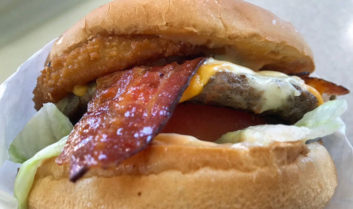 Morro Bay fast food restaurant serves burgers, ice cream | San Luis ...